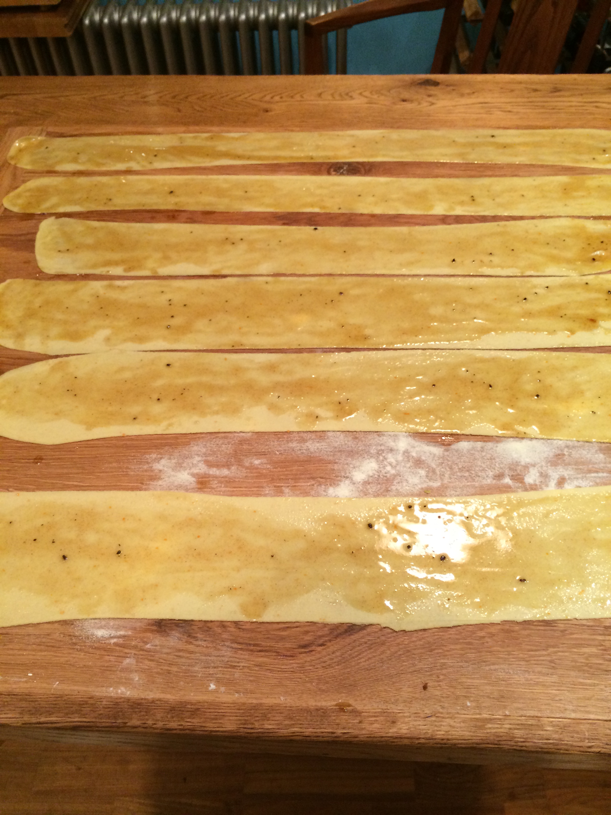 Pitta ‘nchiusa (Raisin, nuts, honey pastry from Calabria) – Italian ...