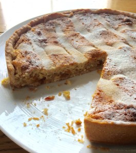 La pastiera (Easter Neapolitan sweet pie with wheat and ricotta ...